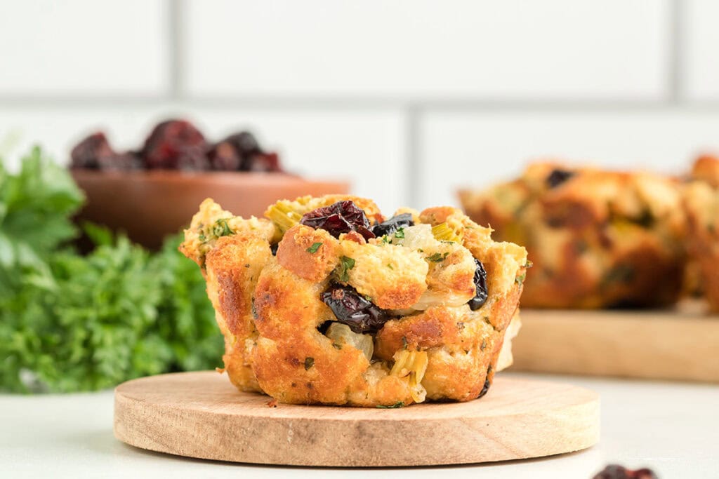 Stuffing Muffins {Thanksgiving "stuffins"}